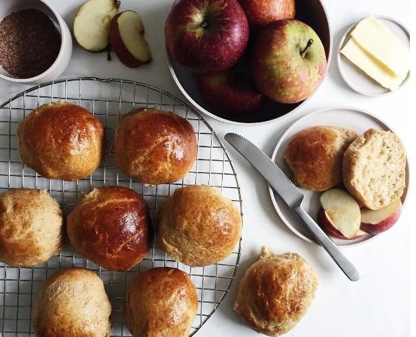 Juleboller | Lækker opskrift på boller til julen | Se mere her!