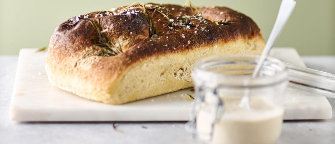 Focaccia med bageklar surdej | Nem opskrift fra Valsemøllen